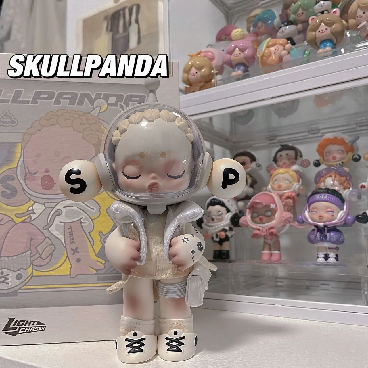 SKULLPANDA OOTD Light Chaser Figurine - Designer Figurine - POP MART ...